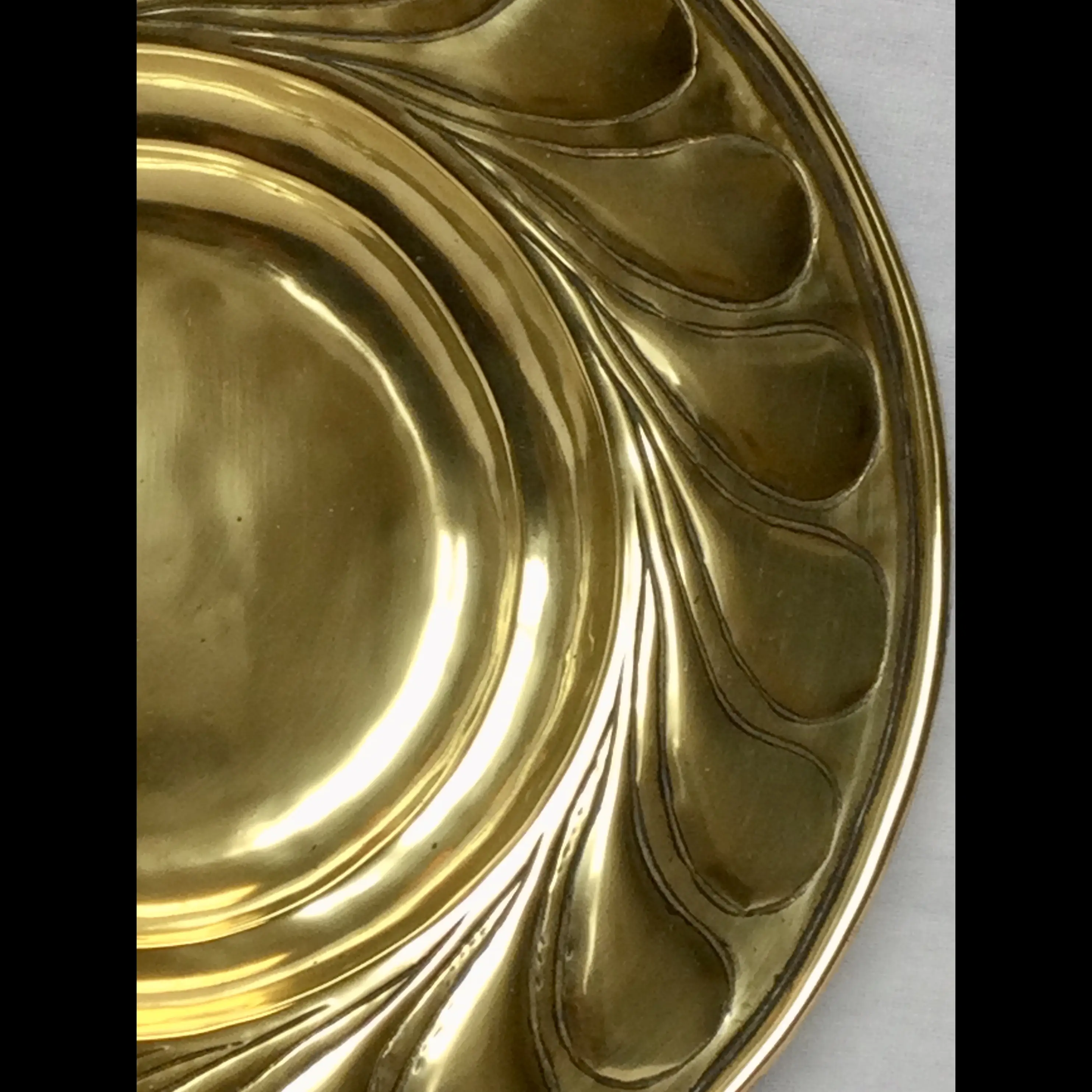 Keswick School Of Industrial Arts Brass Arts And Crafts Alms Tray