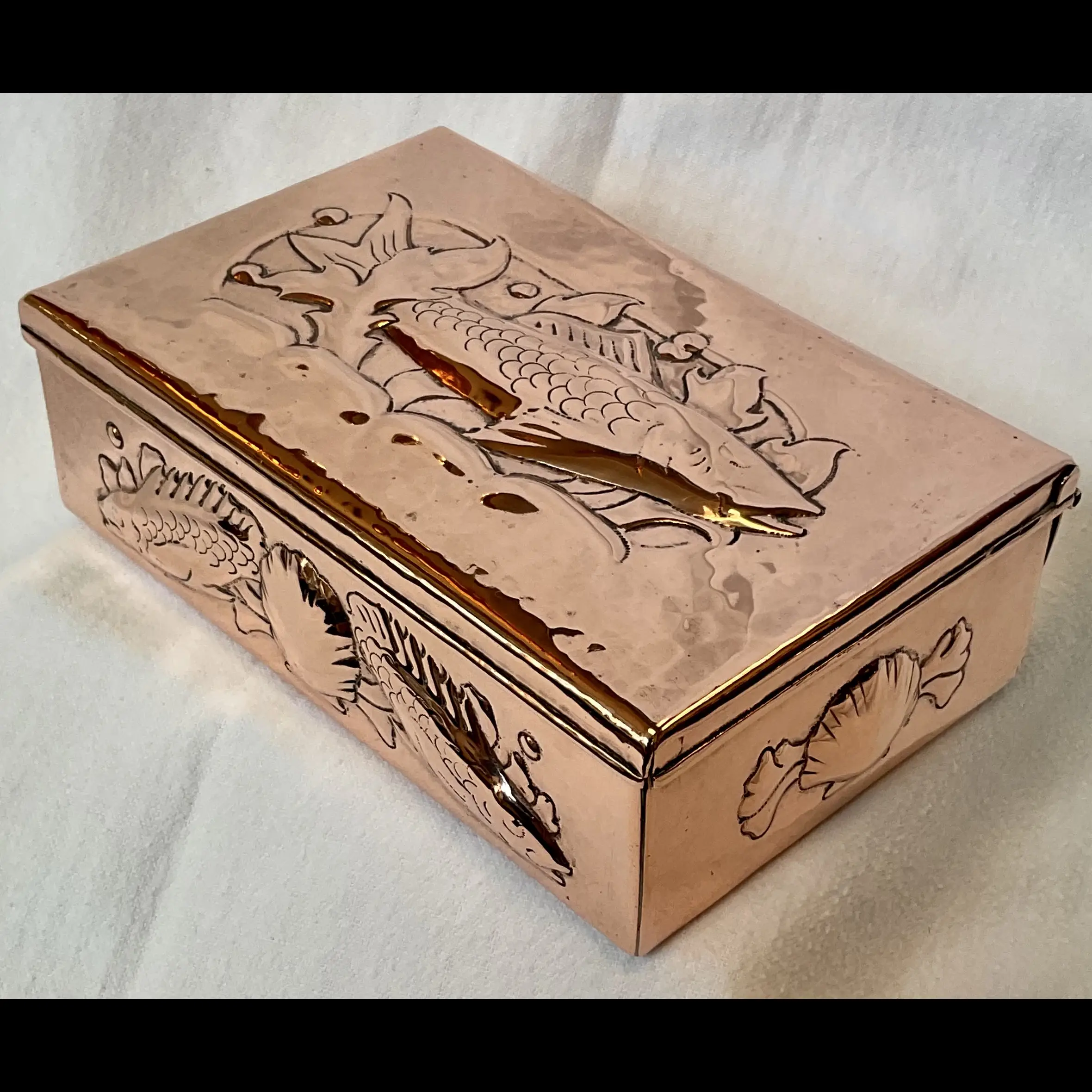 Newlyn Arts And Crafts Copper Table Box 1910